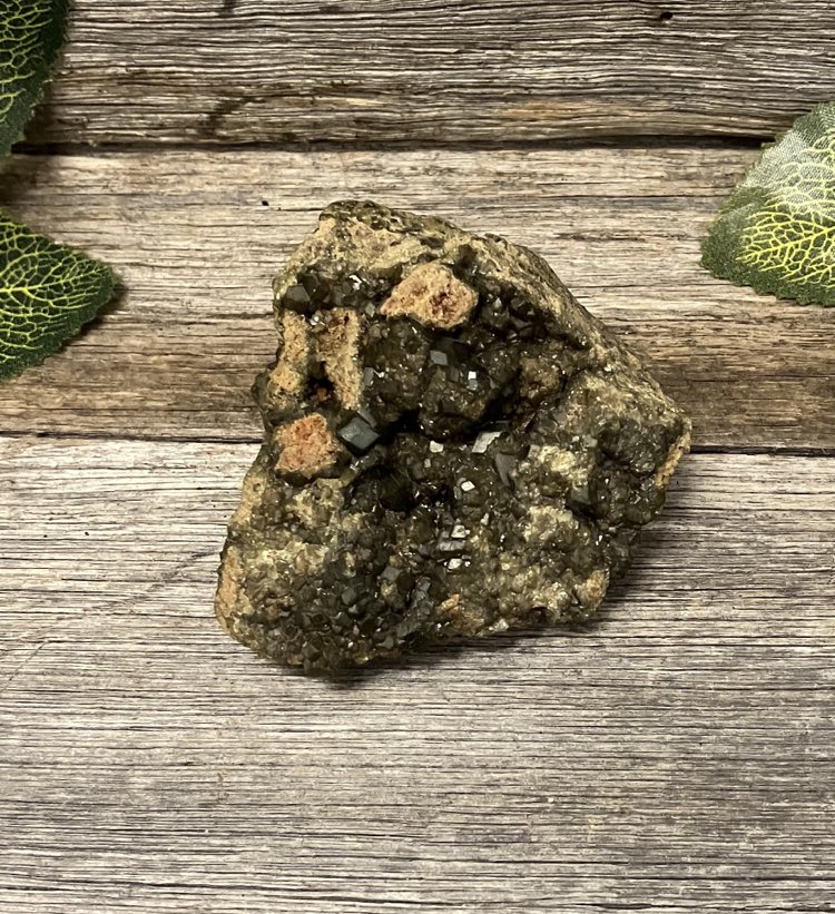 Garnet Specimen – The Spirit Orb