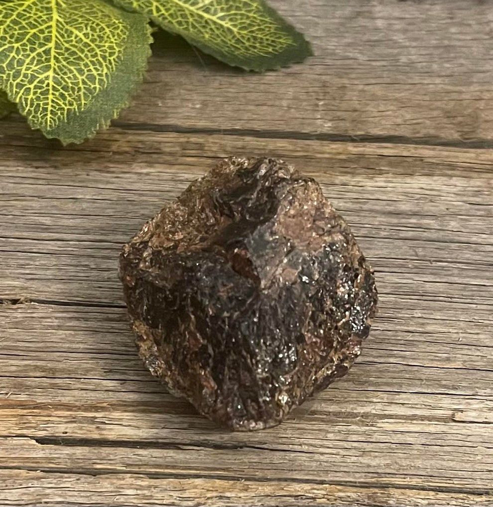 Raw Garnet – The Spirit Orb