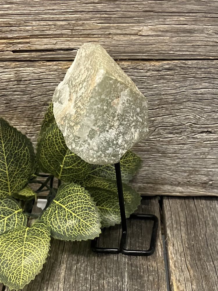 Soap Stone Raw stone on stand – The Spirit Orb